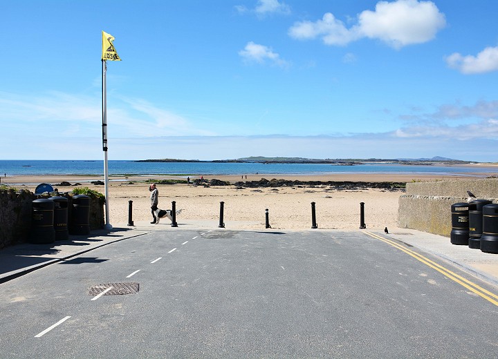 Rhosneigr Beach | Holidays Anglesey